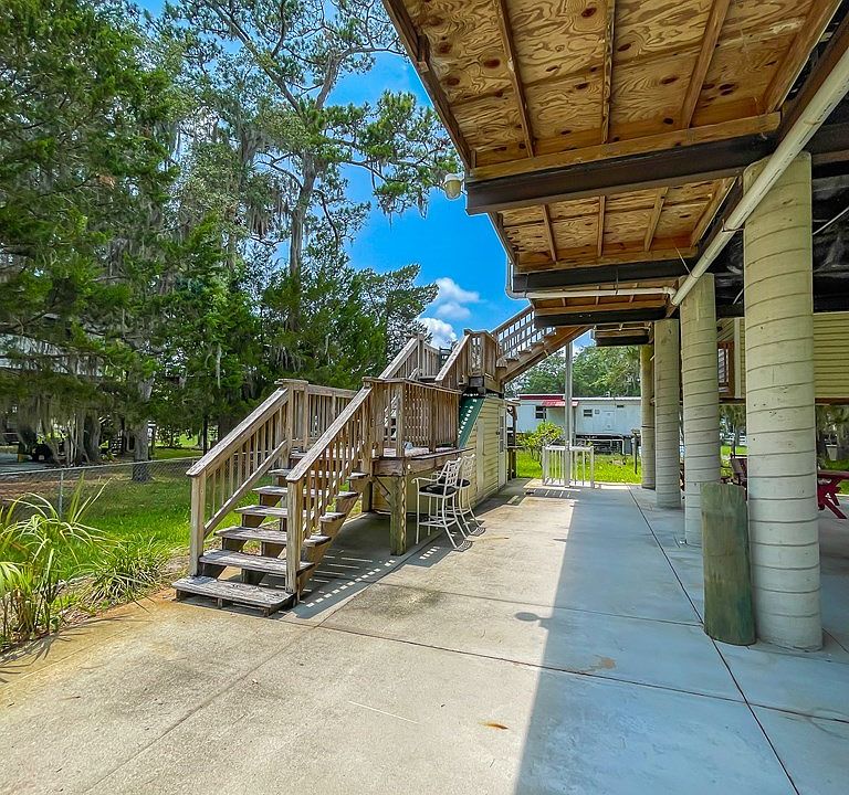 273 SE 240th St, Suwannee, FL 32692 | Zillow