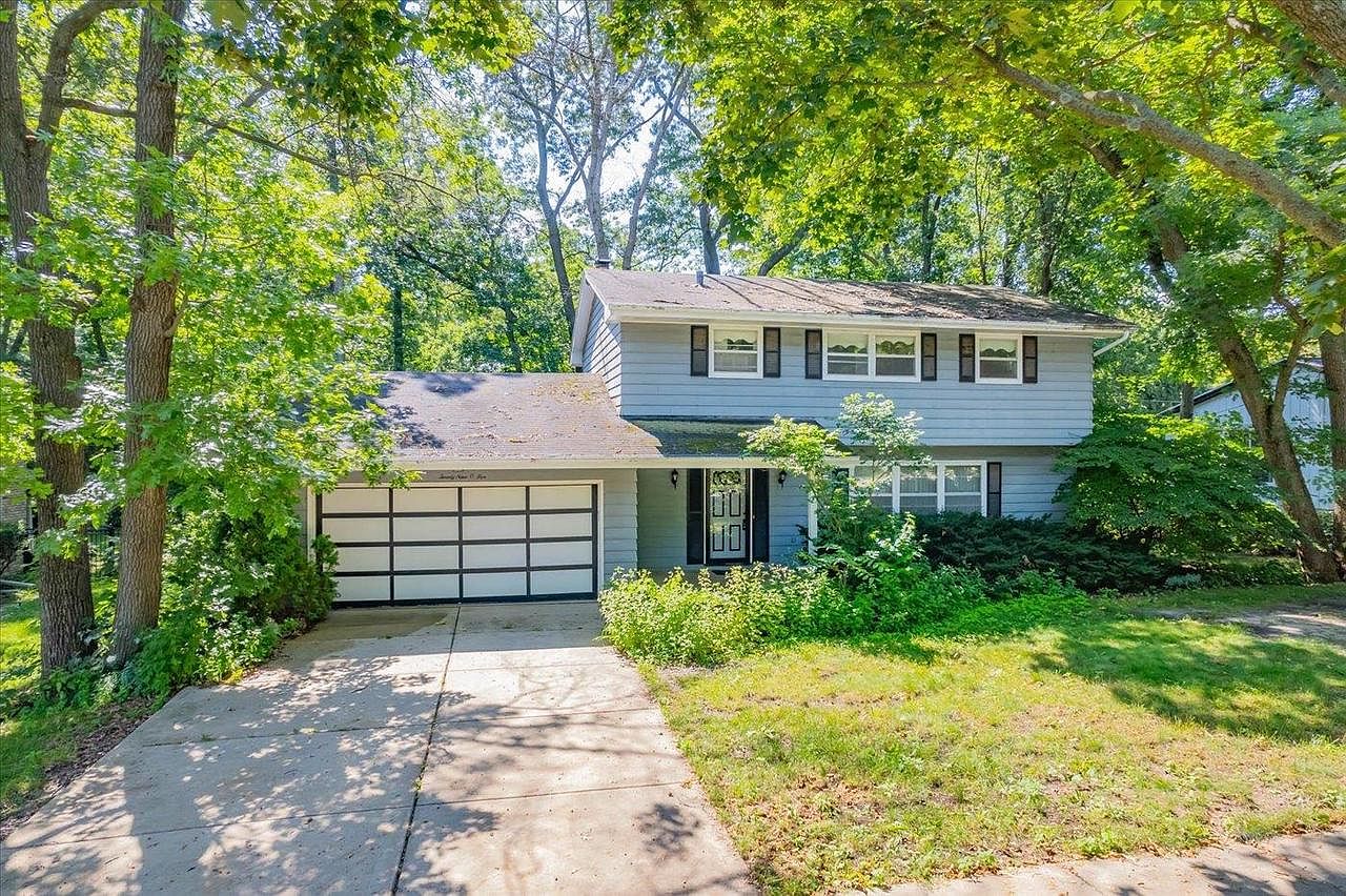 2905 Post Road, Madison, WI 53713 | Zillow