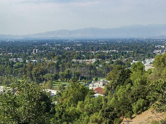 3656 Sunswept Dr, Studio City, CA 91604 | Zillow