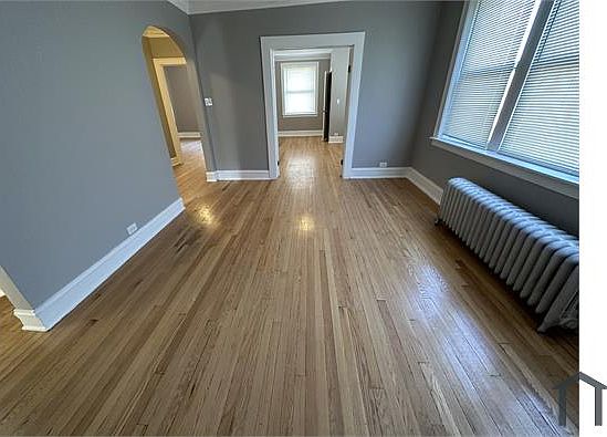 7616 S Phillips Ave APT 2, Chicago, IL 60649 | Zillow