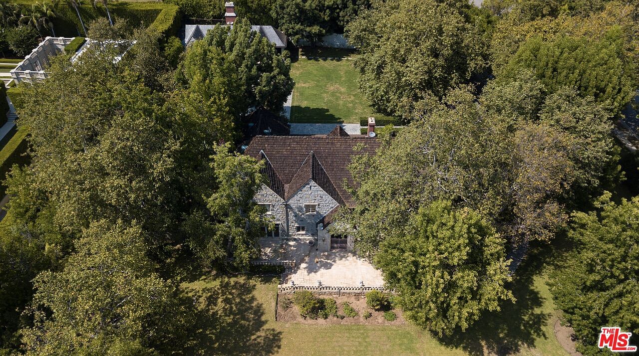 9463 Sunset Blvd, Beverly Hills, CA 90210 | MLS #23-339263 | Zillow