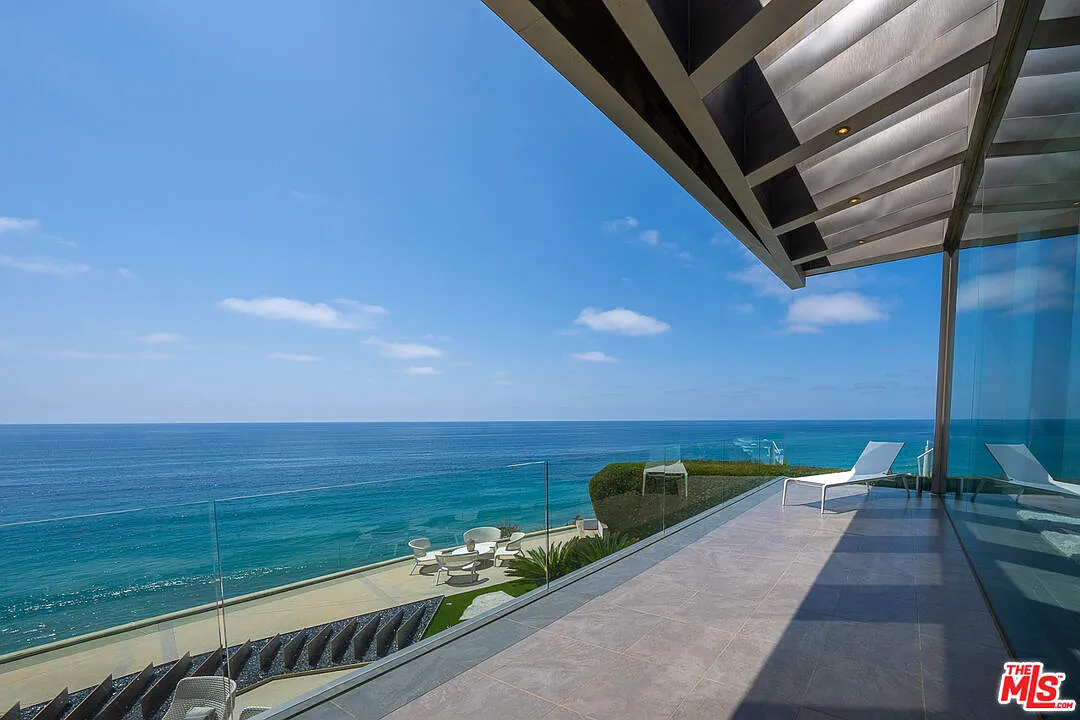 $19.99M Wallace E. Cunningham-Designed "Crescent House" For Sale in ...