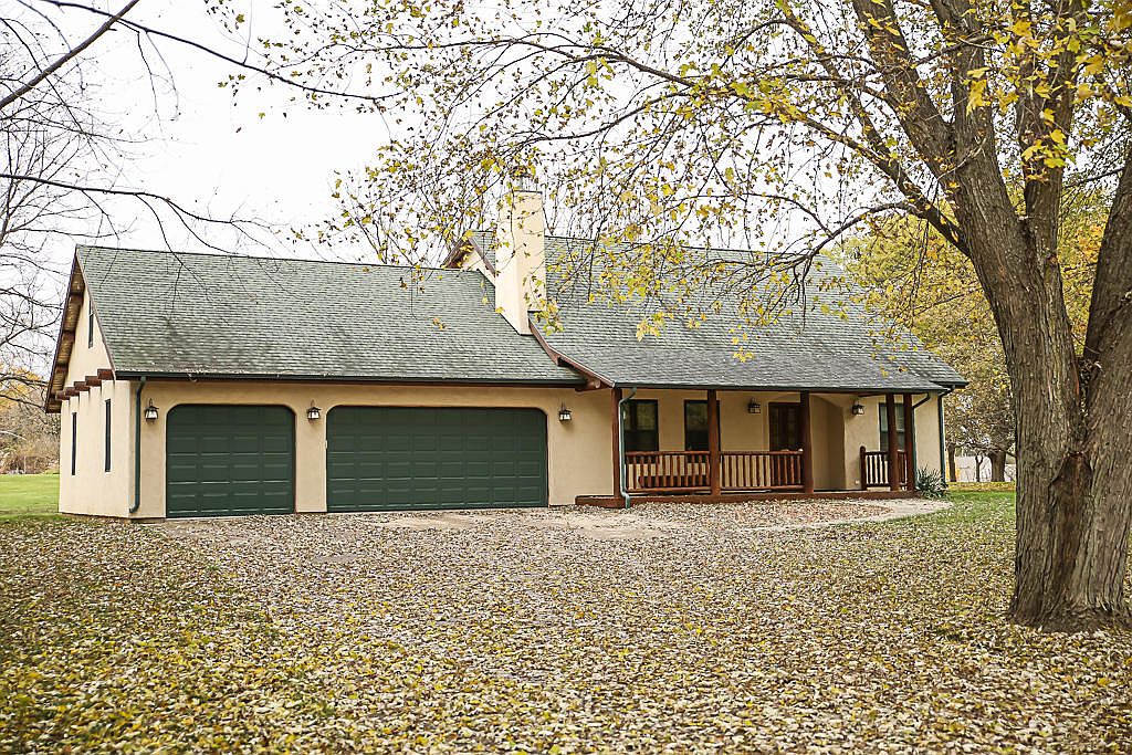 N1505 Shari Ln, Fort Atkinson, WI 53538 | Zillow