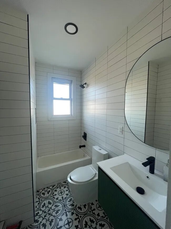 239 Halladay Street #3L in Bergen/Lafayette, New Jersey | StreetEasy