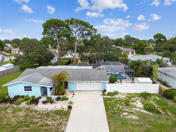 Homes for Sale in Venice FL with Pool | Zillow