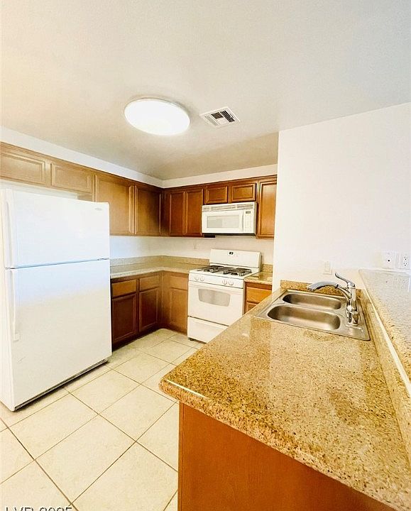 7701 W Robindale Rd Las Vegas NV | Zillow