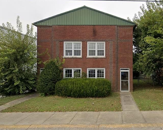 127 E Center St, Hartford, KY 42347 | Zillow