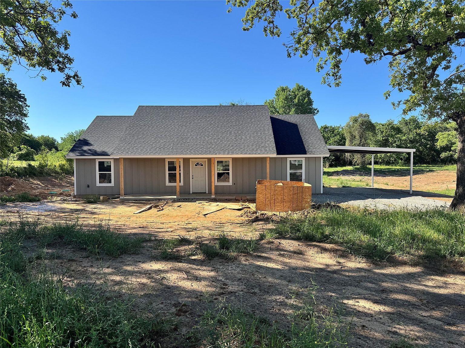 1005 Hereford Dr, Springtown, TX 76082 | Zillow