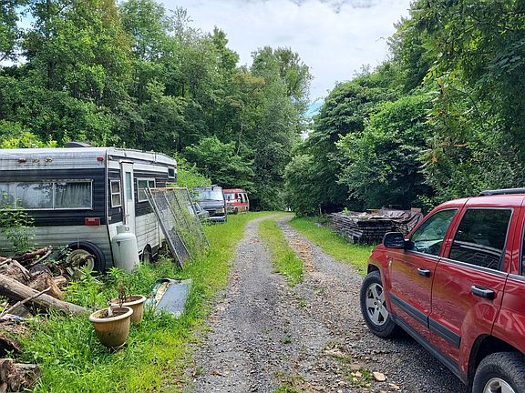 82 Dutch Rd, Lehighton, PA 18235 | Zillow