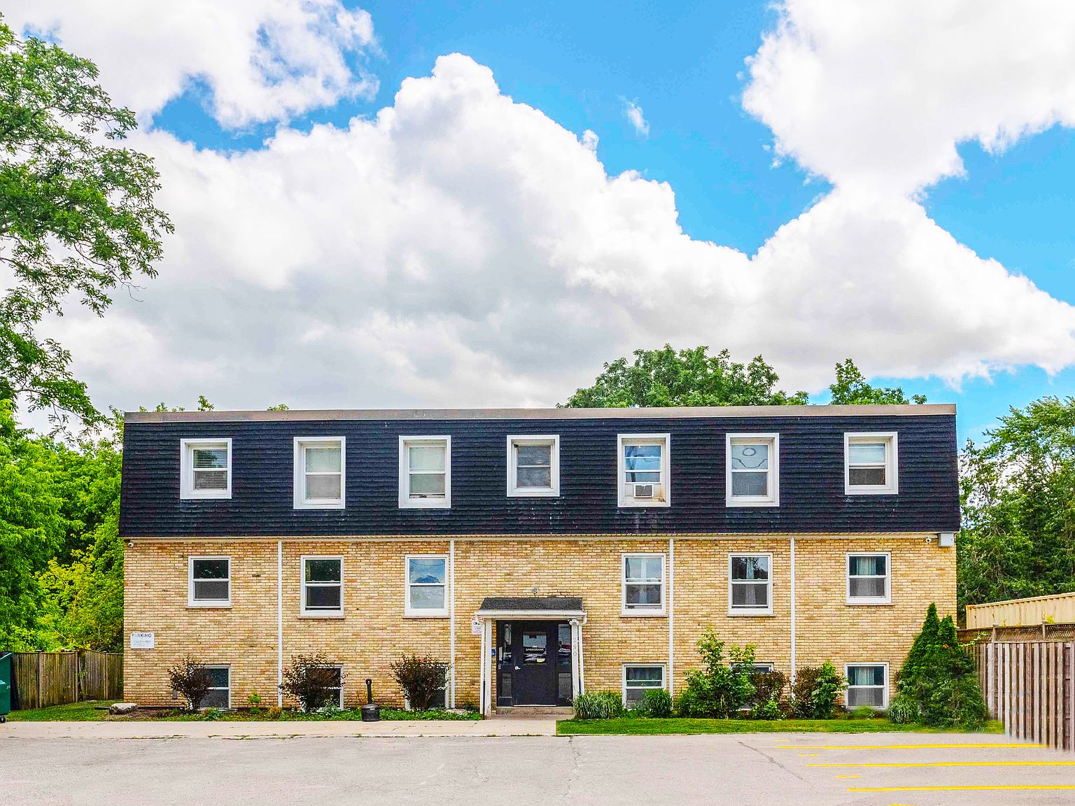 290 Springbank Dr, London, ON N6J 1E9 | Zillow