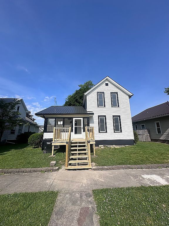 704 S Lee St, Garrett, IN 46738 | Zillow