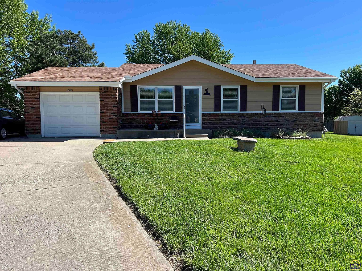 1310 Tallgrass Ct, Eudora, KS 66025 | Zillow