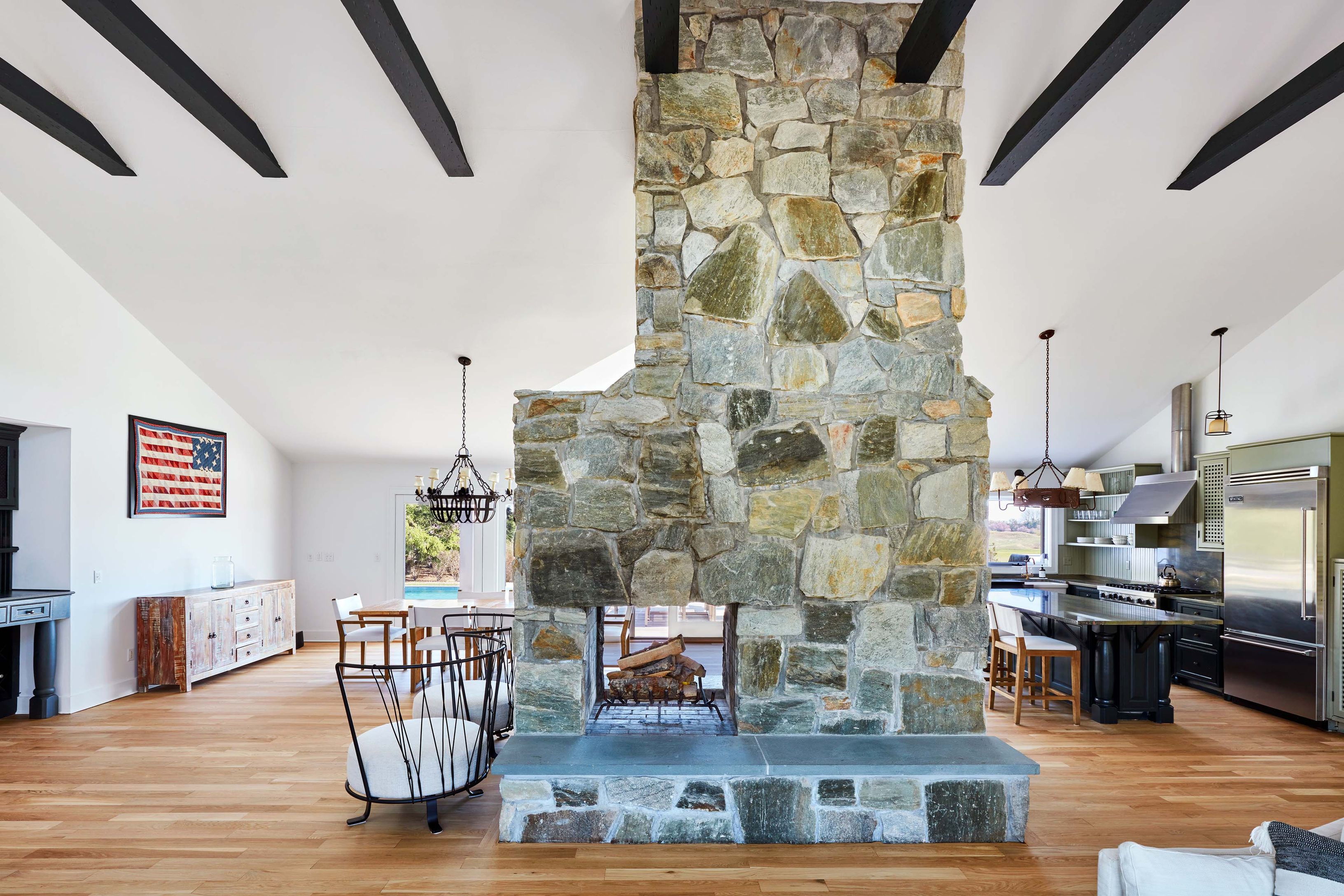 1011 Scuttle Hole Rd, Water Mill, NY 11976 | Out East