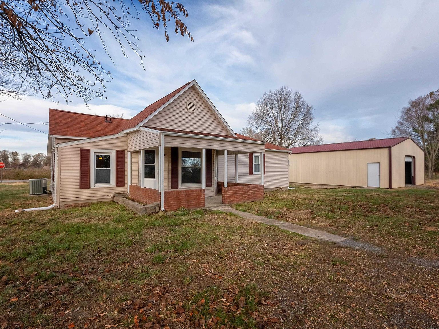 307 W 7th St, Colp, IL 62921 | Zillow