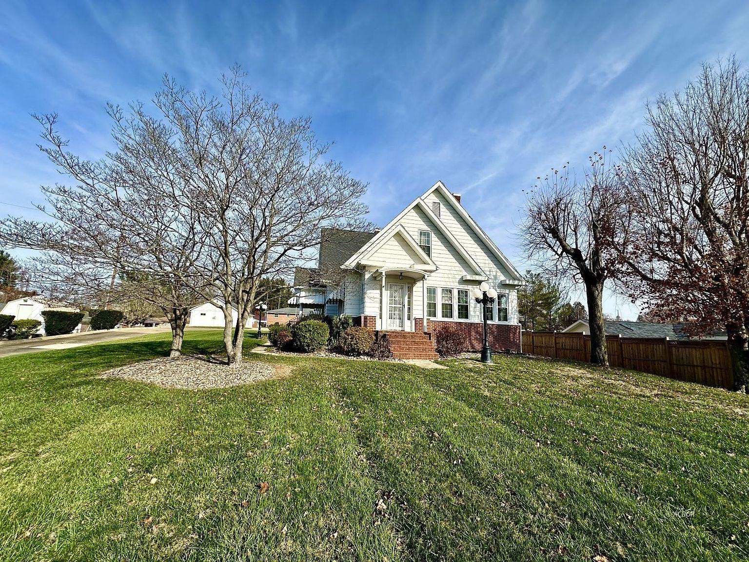 196 Magnolia Dr, Gallipolis, OH 45631 | Zillow