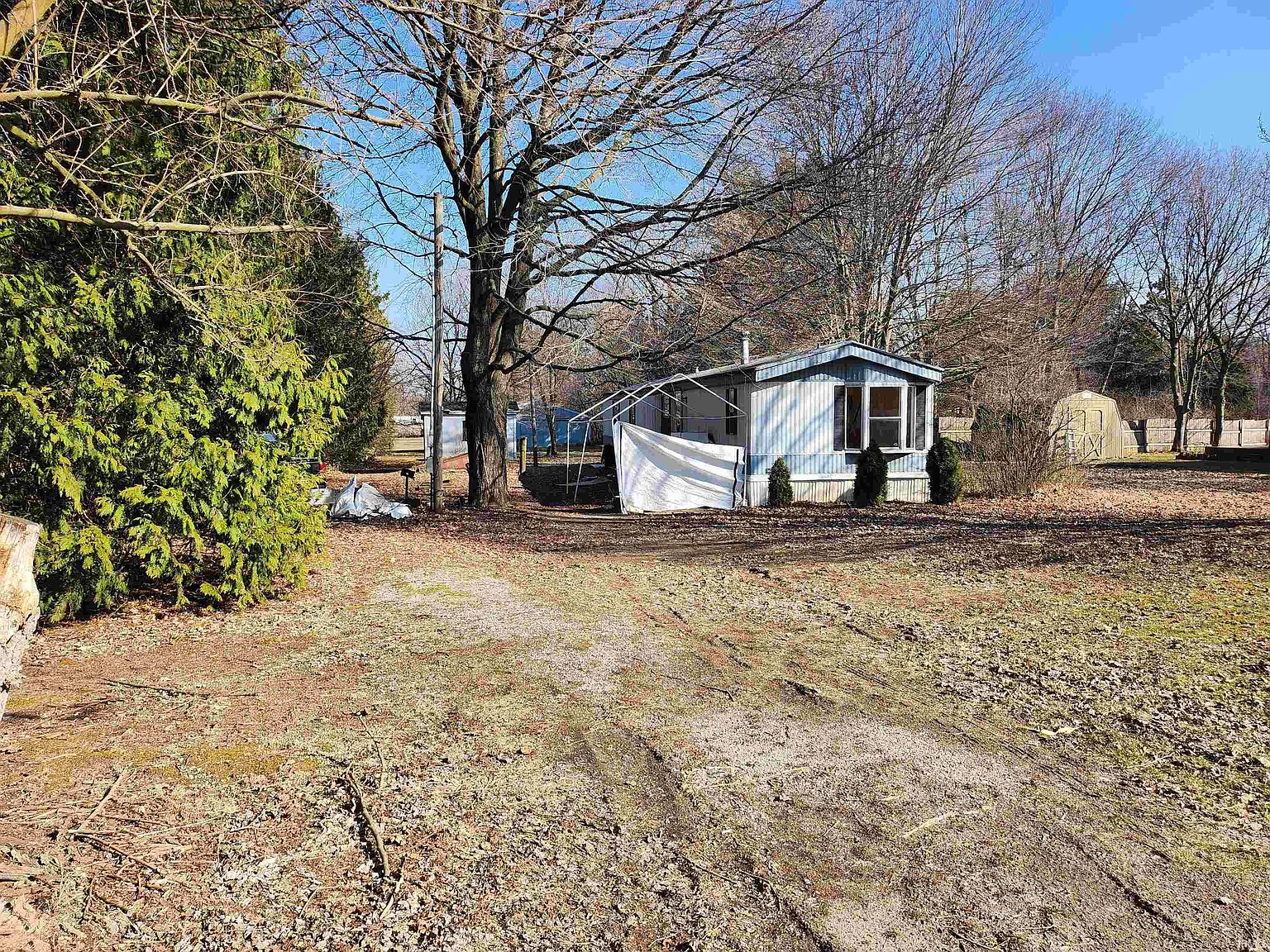 8932 E 500th Rd N, North Webster, IN 46555 | Zillow