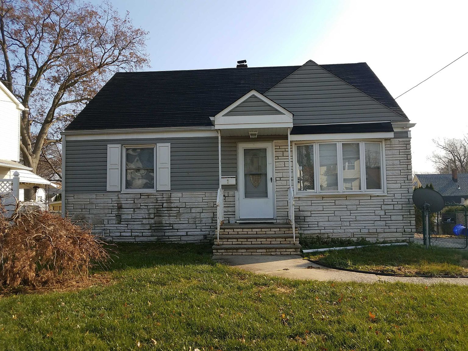 7 Hull Dr, Edison, NJ 08817 | Zillow