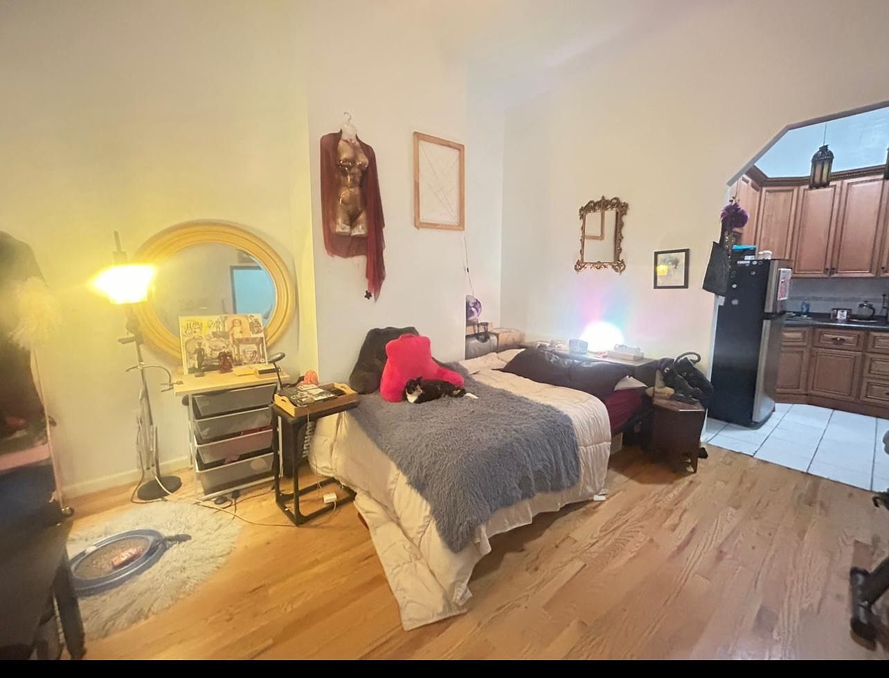 23 Locust St #1E, Brooklyn, NY 11206 | Zillow