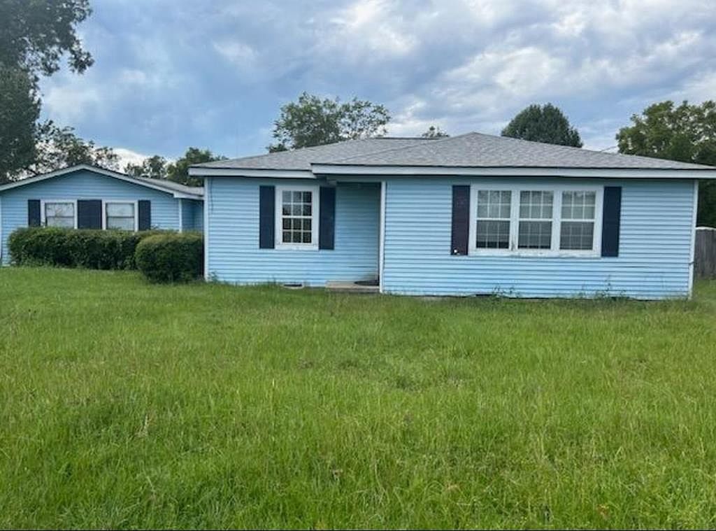 1885 Ben Ivey Rd, Webb, AL 36376 | Zillow