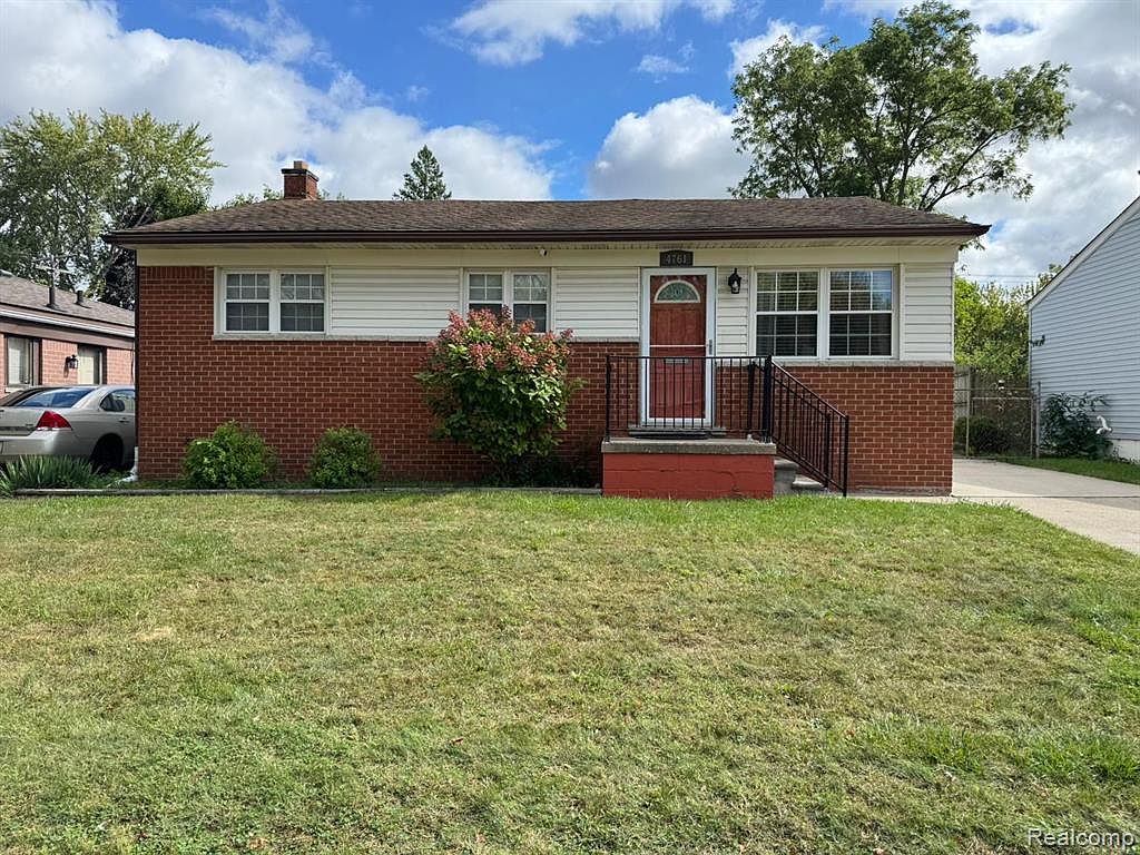 4761 Glenis St, Dearborn Heights, MI 48125 | Zillow