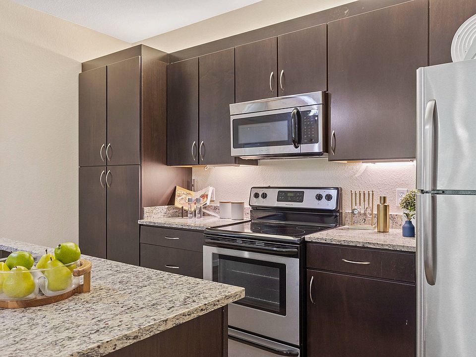 Citra at Windermere - 11353 Citra Cir Windermere FL | Zillow