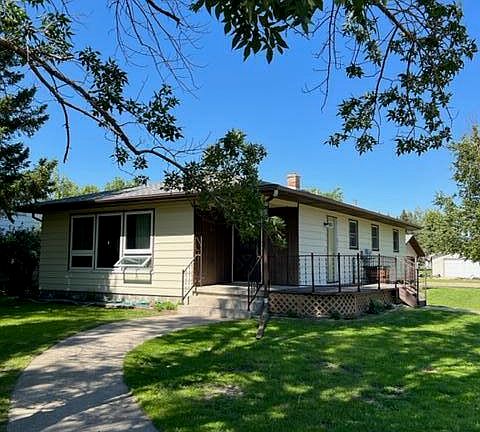 253 Hayden St, Pembina, ND 58271 | MLS #22-1441 | Zillow