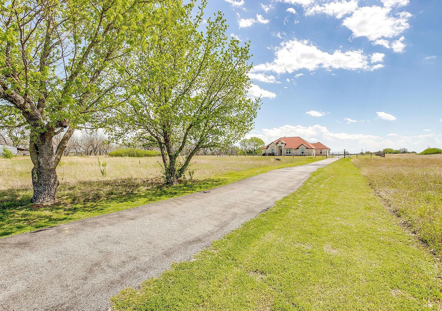 6401 Gee Rd, Granbury, TX 76049 | Zillow