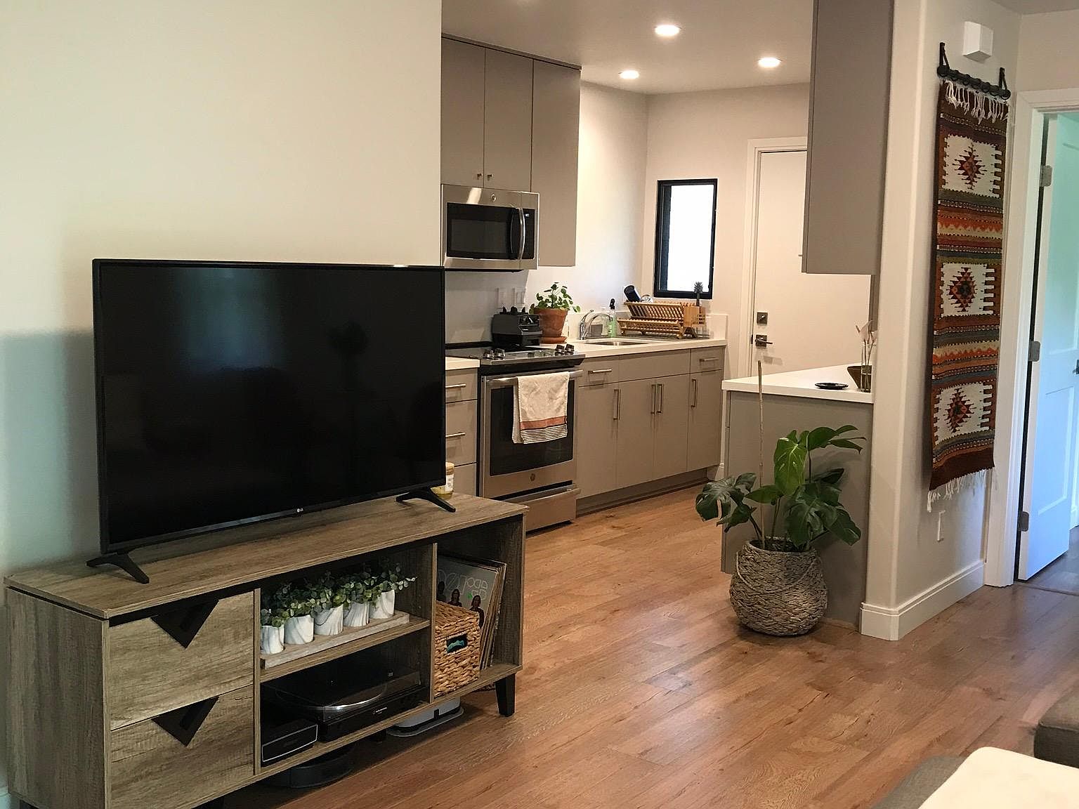 (Undisclosed Address), Honolulu, HI 96817 | Zillow