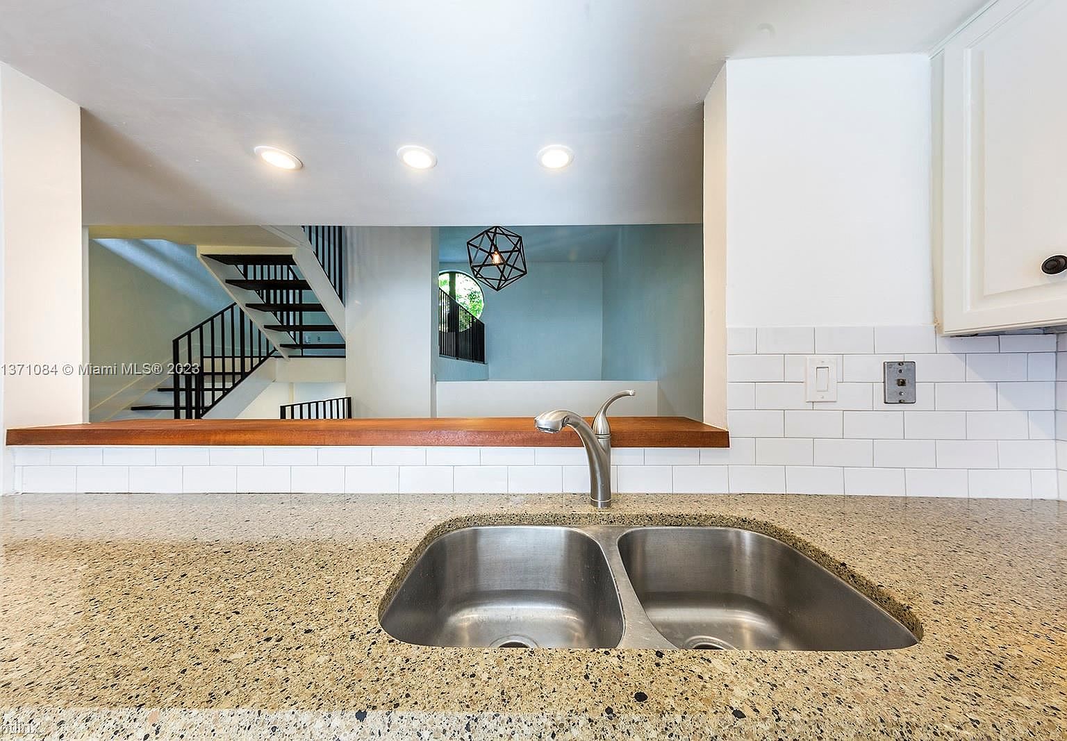 3223 Mary St #10, Miami, FL 33133 | Zillow