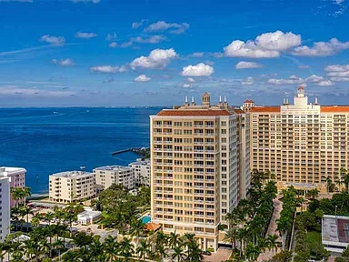 35 Watergate Dr Sarasota FL | Zillow