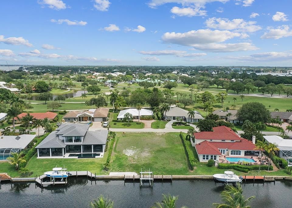 3514 SE Fairway East, Stuart, FL 34997 | Zillow