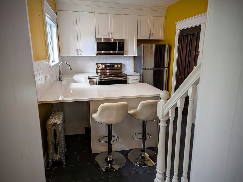 23 Washington St Rutland VT | Zillow