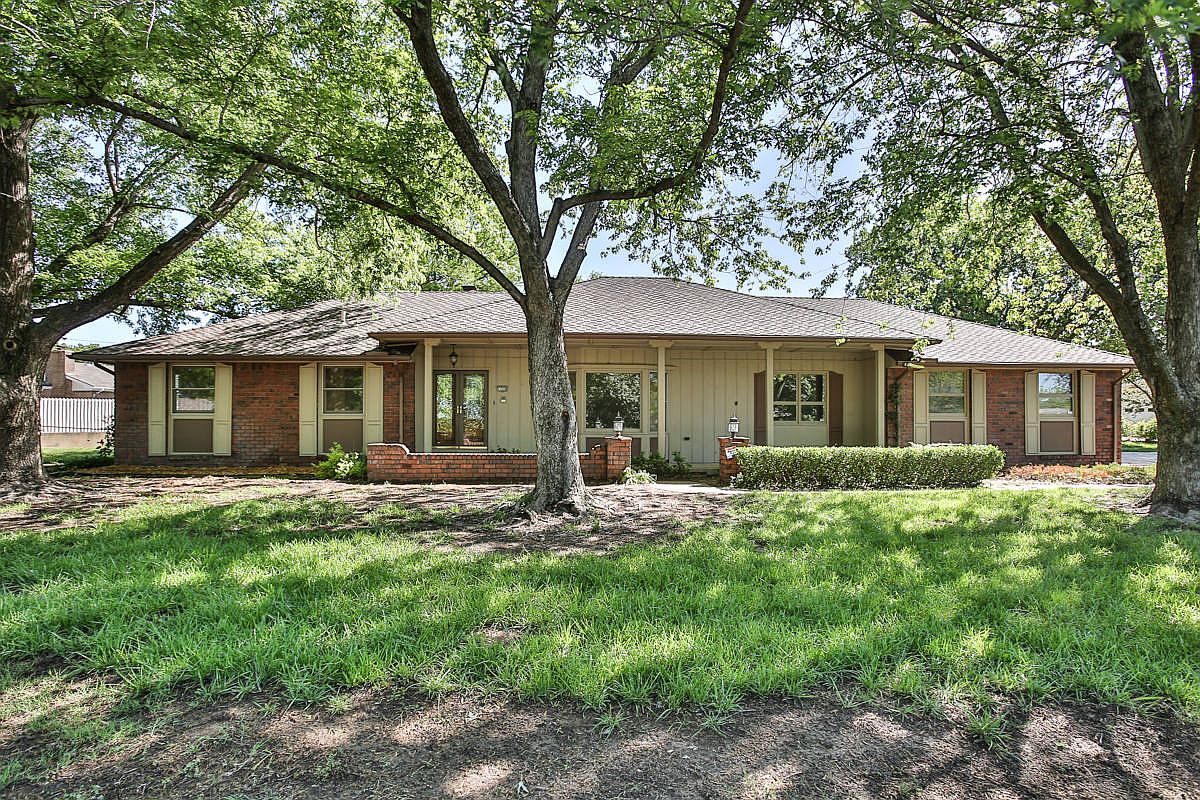 11528 W Valley Hi Dr, Wichita, KS 67209 | Zillow