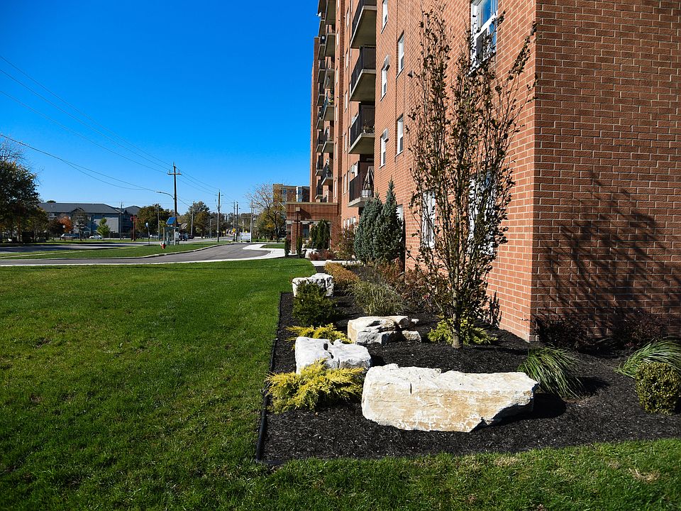 Lakeview Towers - 101 Robson Rd Leamington ON | Zillow