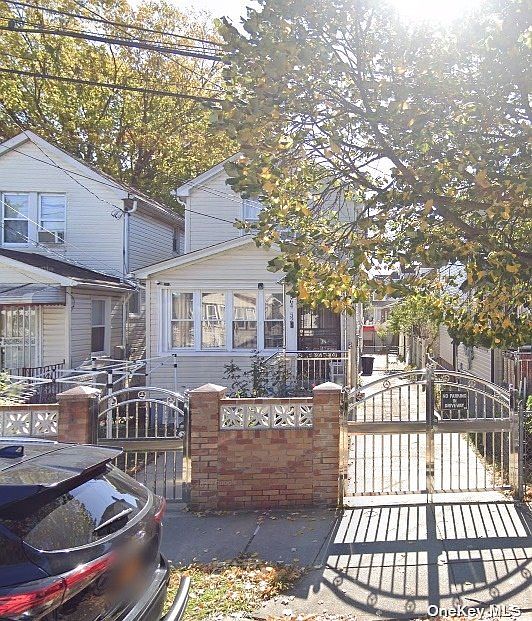 16452 Nadal Pl, Jamaica, NY 11433 | Zillow