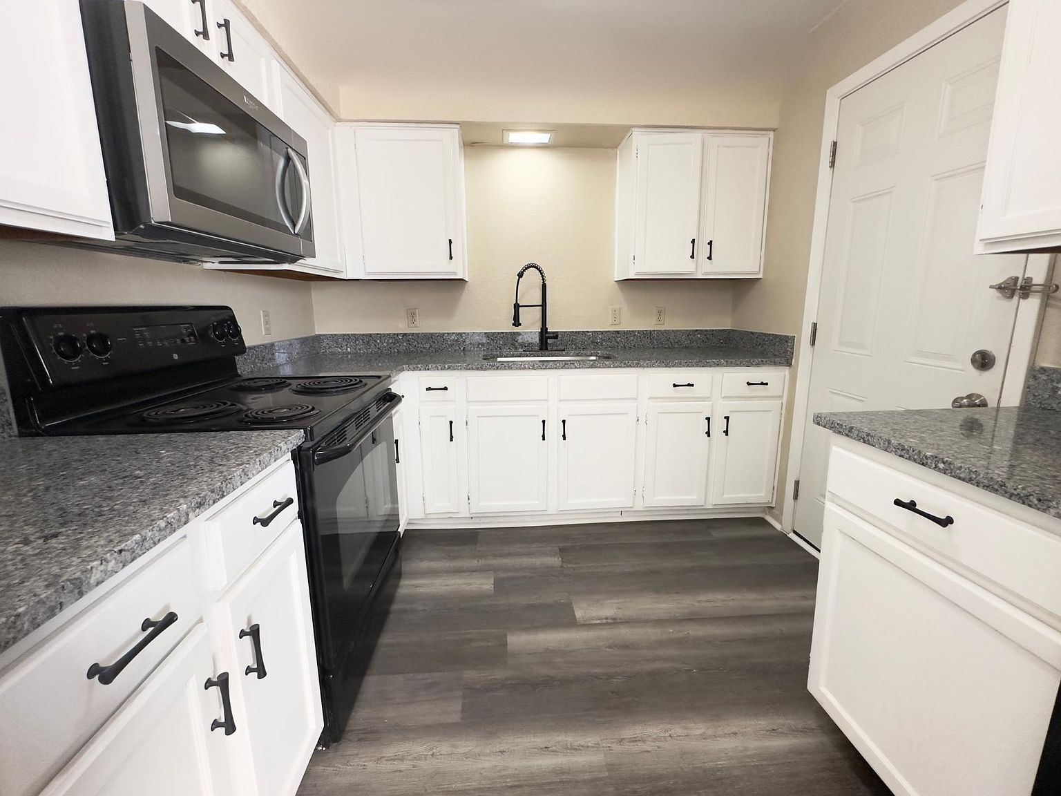 102 S Summit St APT B, Red Oak, TX 75154 | Zillow