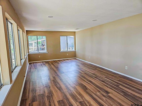 1989 Fm 3288 E, Jacksonville, TX 75766 | MLS #23008950 | Zillow