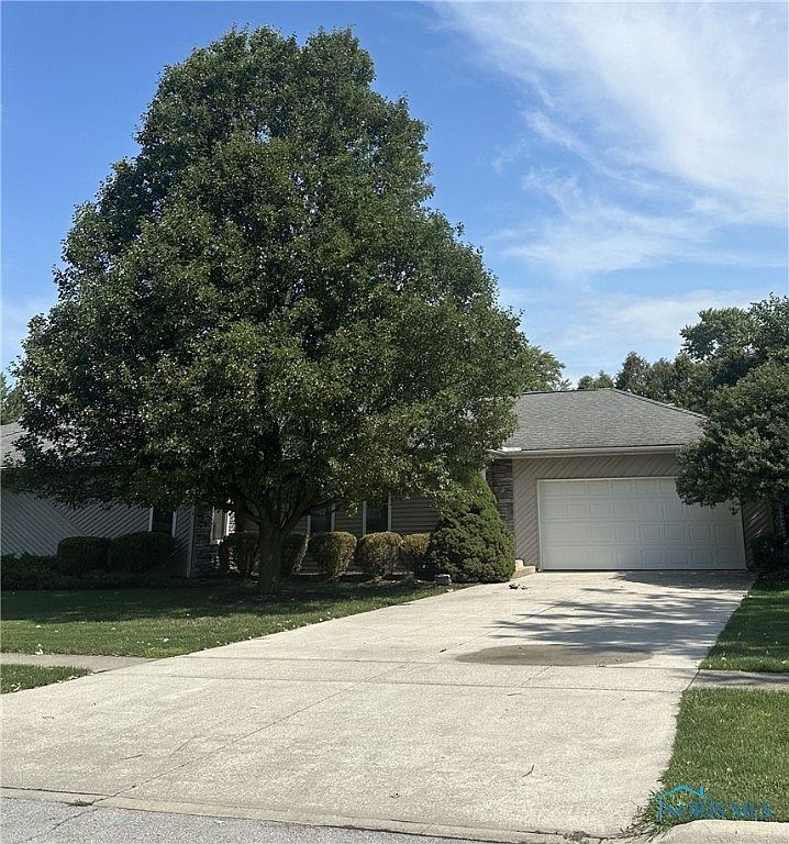 1001 Crystal Ave, Findlay, OH 45840 | Zillow