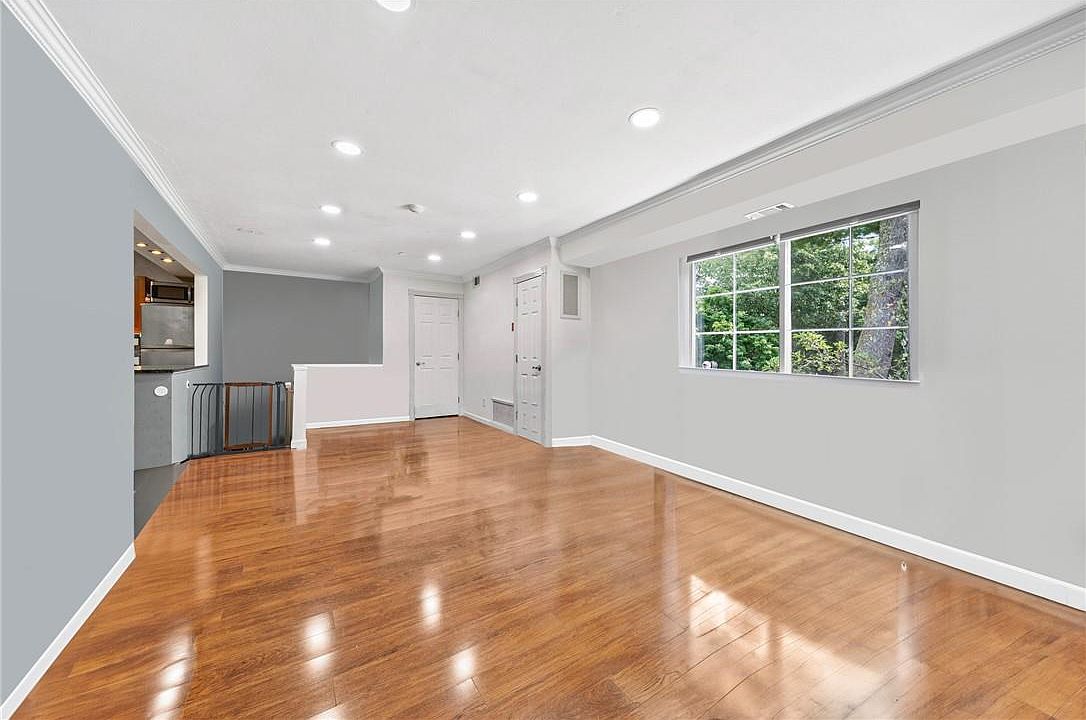 230 Lake Pointe Circle #230, Middle Island, NY 11953 | Zillow 230 Lake Pointe Circle #230, Middle Island, NY 11953 | Zillow