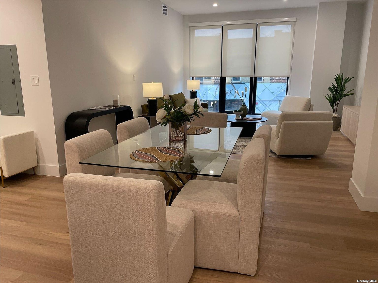 108 Middle Neck Rd UNIT 3-F, Great Neck, NY 11021 | Zillow