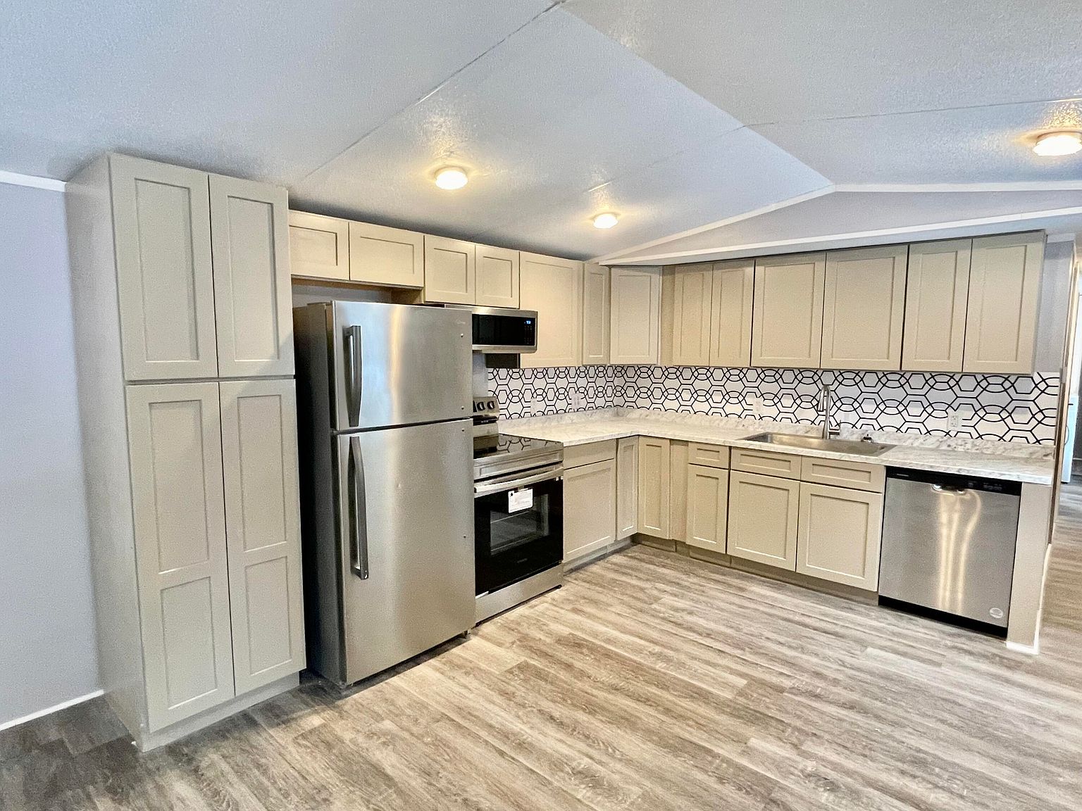 16 Gary Way, Plattsburgh, NY 12901 | MLS #201199 | Zillow