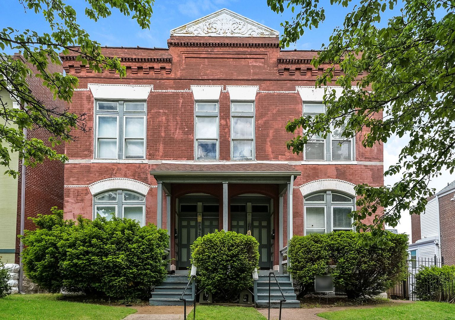 2821-2823 Henrietta St, Saint Louis, MO 63104 | Zillow