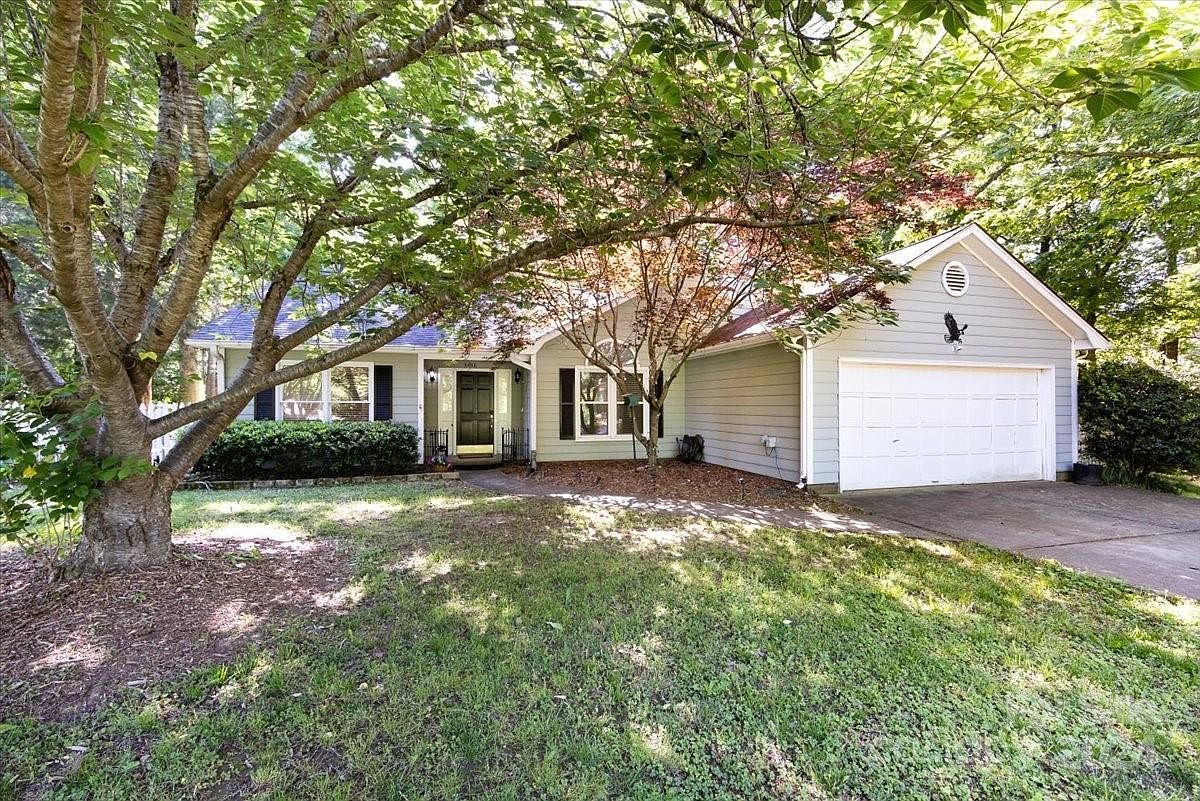 3016 Mill Stream Ct, Matthews, NC 28104 | Zillow