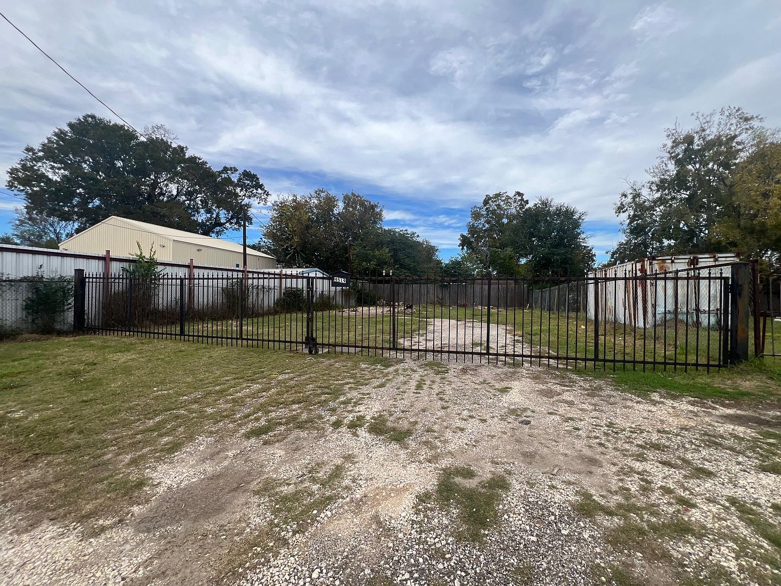 4519 Reed Rd, Houston, TX 77051 | MLS #3898148 | Zillow