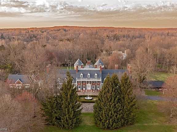 3450 Roundwood Rd, Hunting Valley, OH 44022 | MLS #5005610 | Zillow