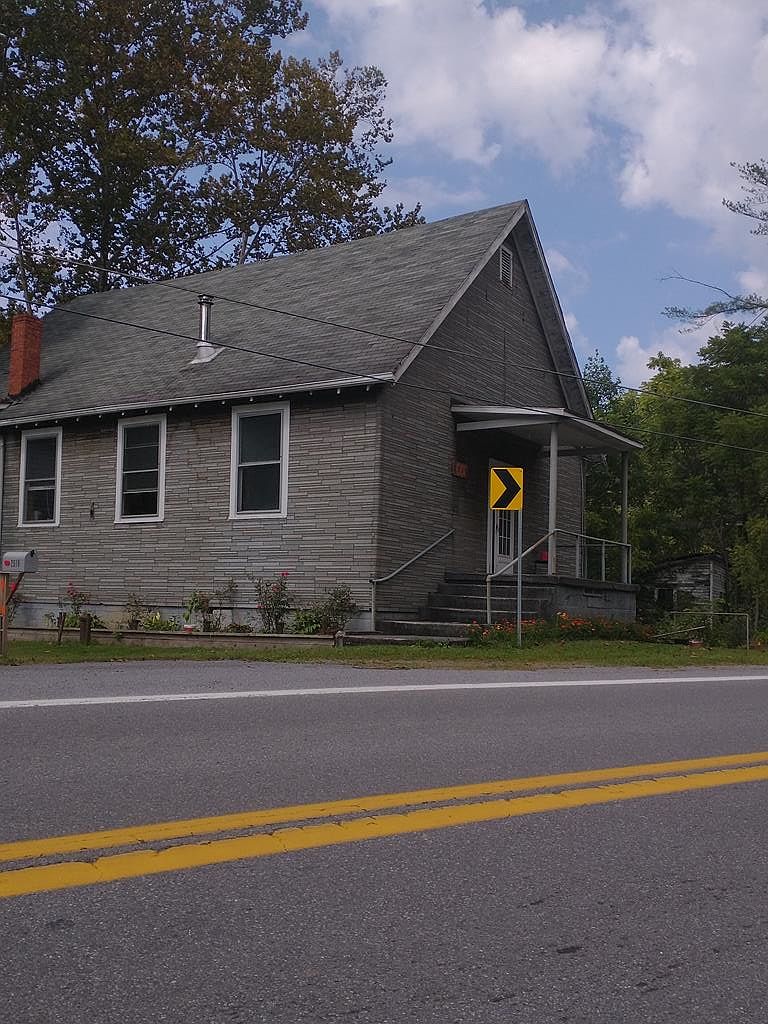 2519 Rocket Boys Dr, Squire, WV 24884 | MLS #52530 | Zillow