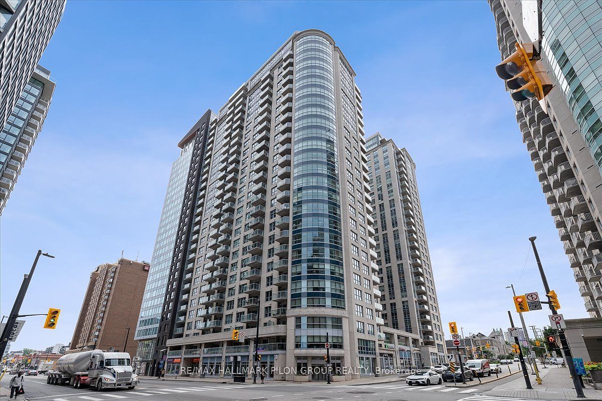 242 Rideau St #405, Ottawa, ON K1N 0B7 | MLS #X11949054 | Zillow