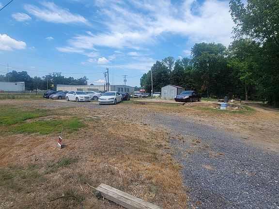 1452 Magnolia St, Tunica, MS 38676 | MLS #4057222 | Zillow