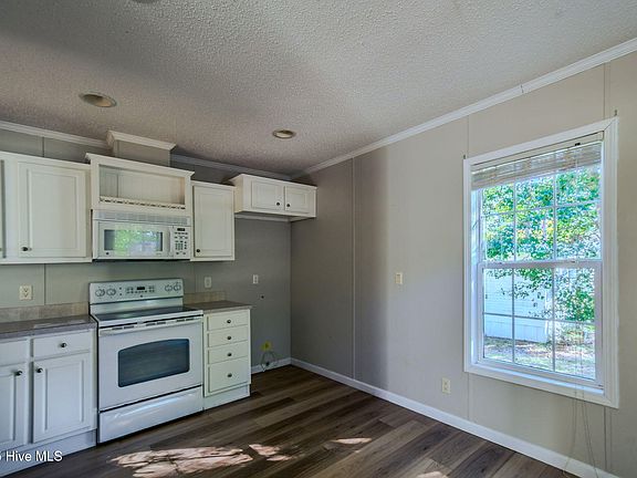 2024 Crest Lane SW, Supply, NC 28462 | Zillow