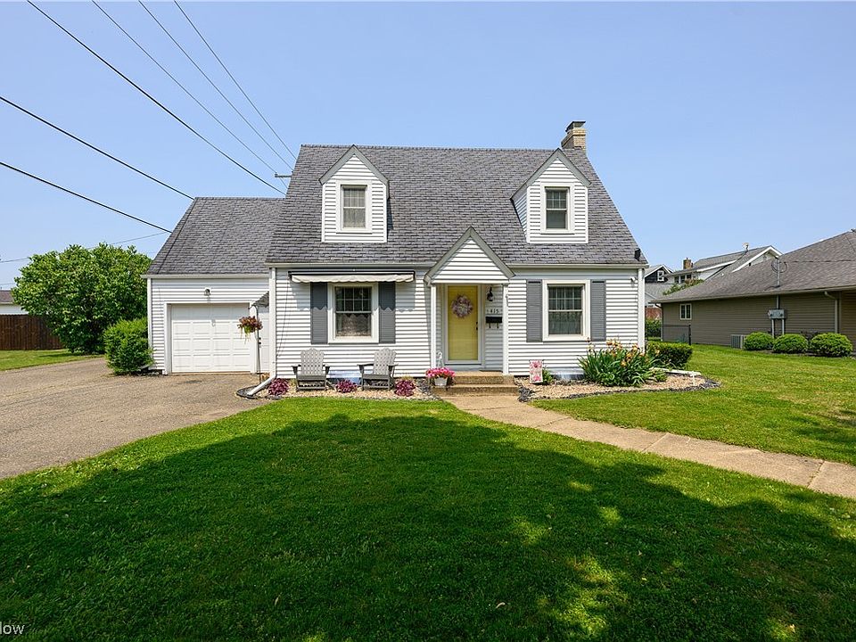 415 Bowers Ave NW, New Philadelphia, OH 44663 | Zillow